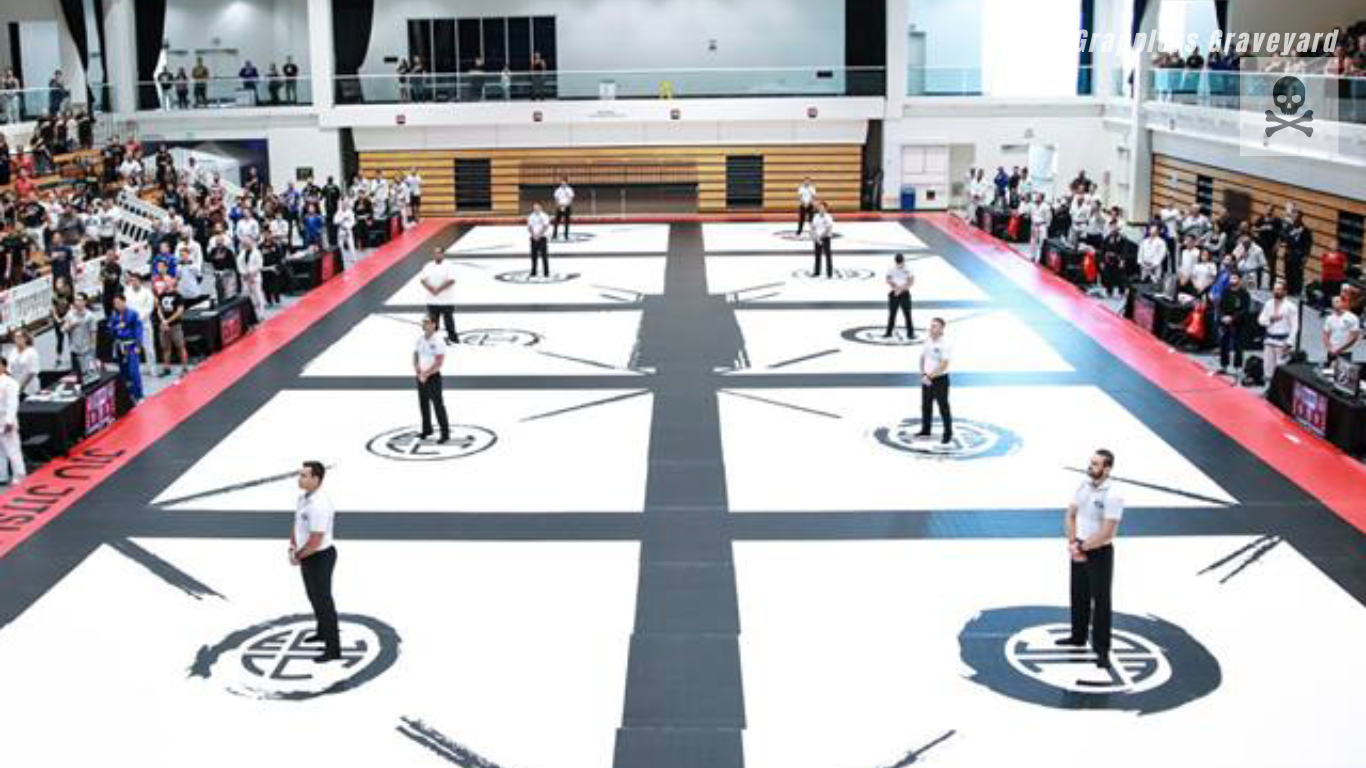 Tapping Out in BJJ: A Sign of Weakness or Smart Strategy